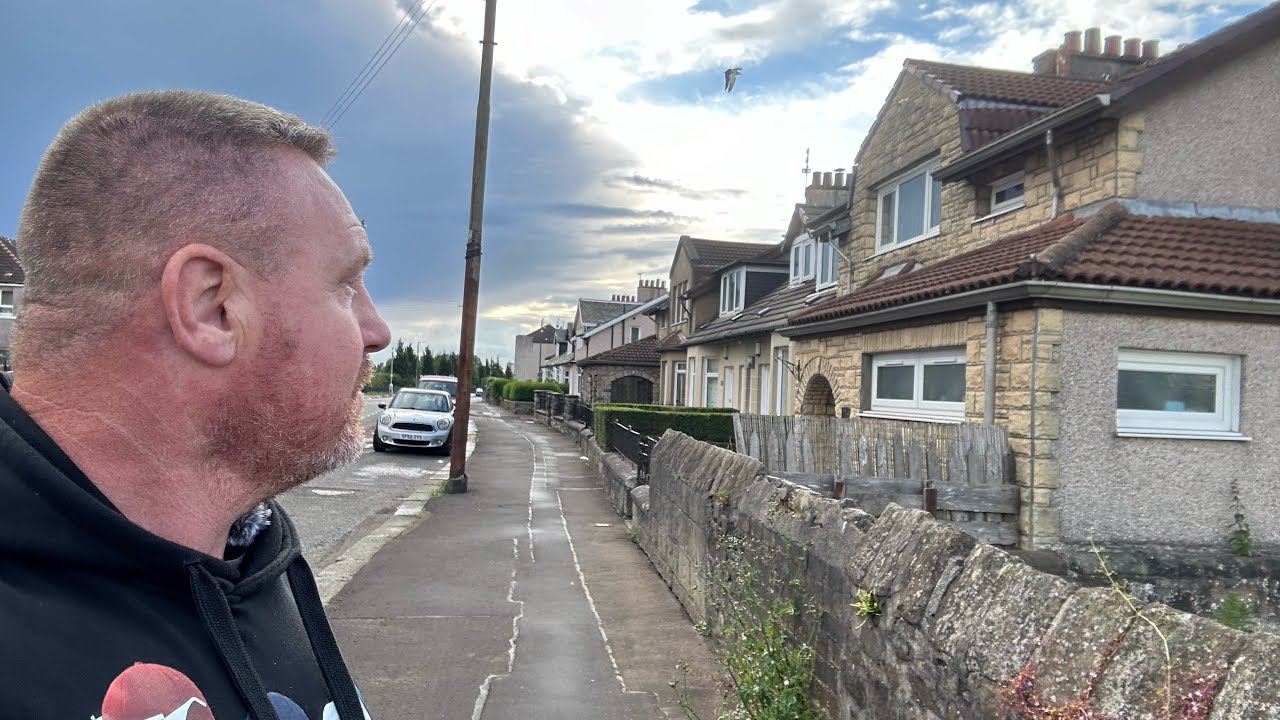 The home of Glasgows GODFATHER ARTHUR THOMPSON - THE PONDEROSA ...