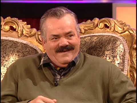 El Risitas juega con un perro y aprende a torear con Óscar Higares y Paz Padilla (Febrero 2009)