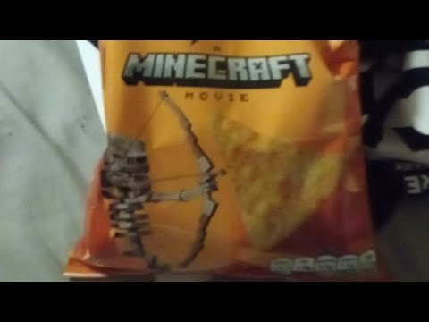Minecraft review and eating, trying out the Doritos Minecraft movie ...