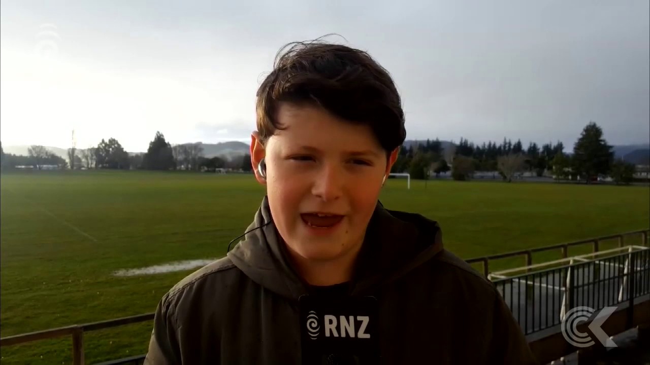 Twelve year old weatherman backs himself and his forecasts - YouTube