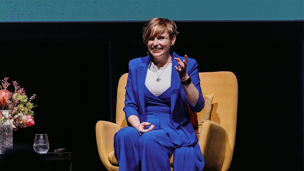 Meganne Christian: An Evening with a Future Astronaut - YouTube