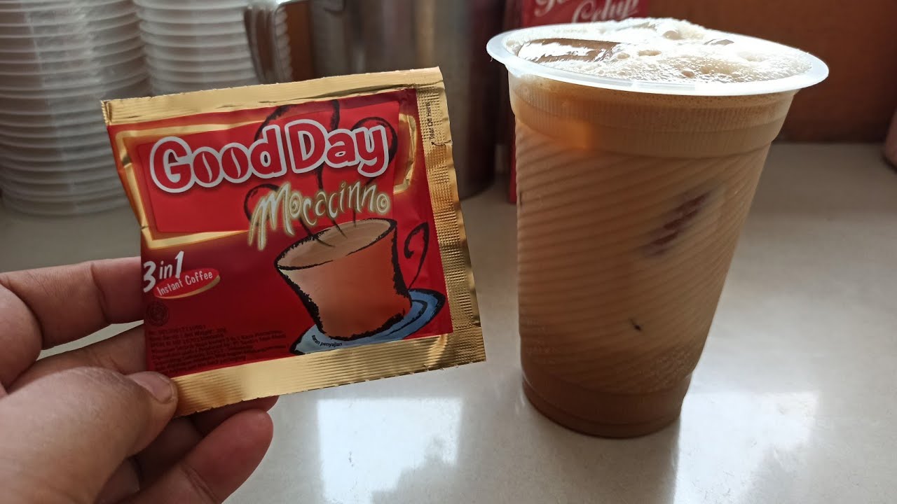 Minuman kekinian Es kopi Good Day Mocacinno dicampur dengan susu - YouTube