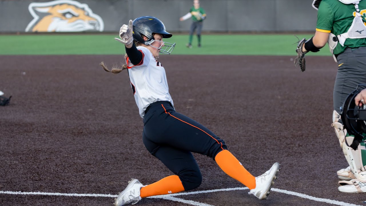 Softball - Rochester Institute of Technology Athletics