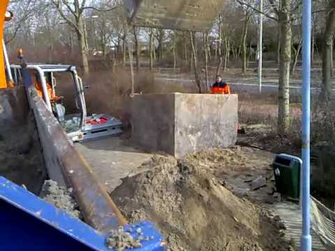 ondergrondse container plaatsen - YouTube