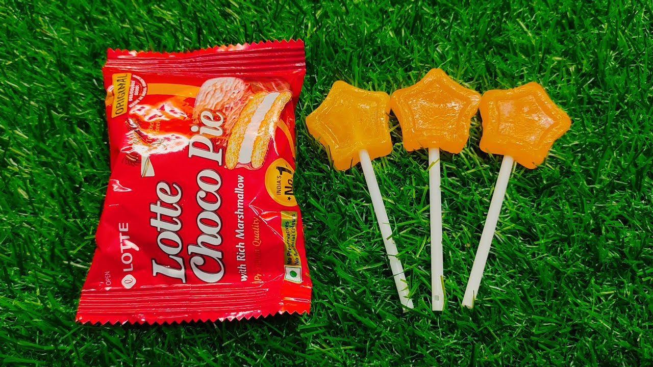 Satisfying | Lotte Choco pie 🥧 Red Packed Unboxing yellow Lollipop ...