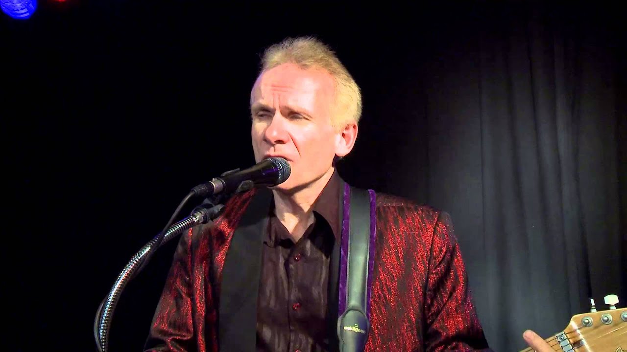 Jesper Hembo One Man Partyband med publikum - YouTube