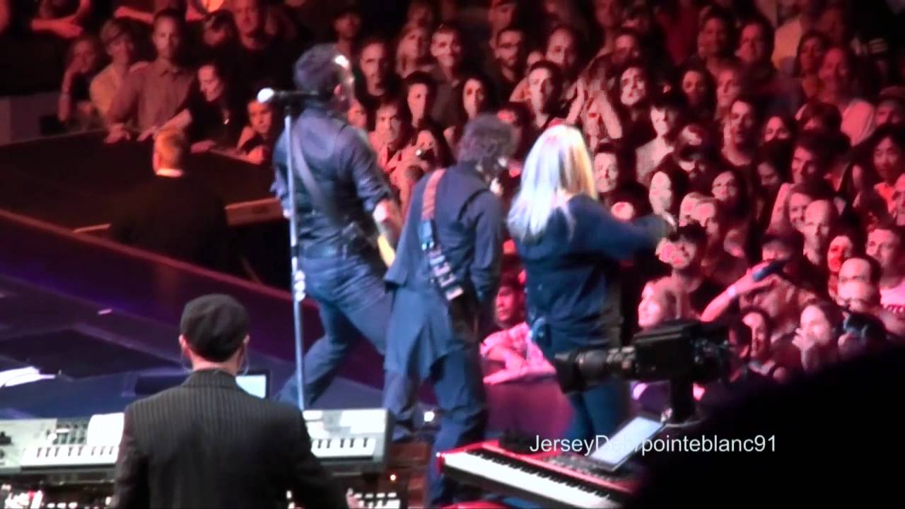 Bruce Springsteen "Thundercrack" HP Pavilion San Jose, 4-24-12 - YouTube