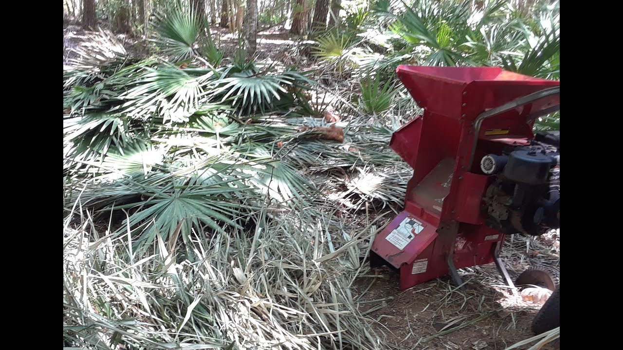 Troy-Bilt Wood Chipper Super Tomahawk - YouTube