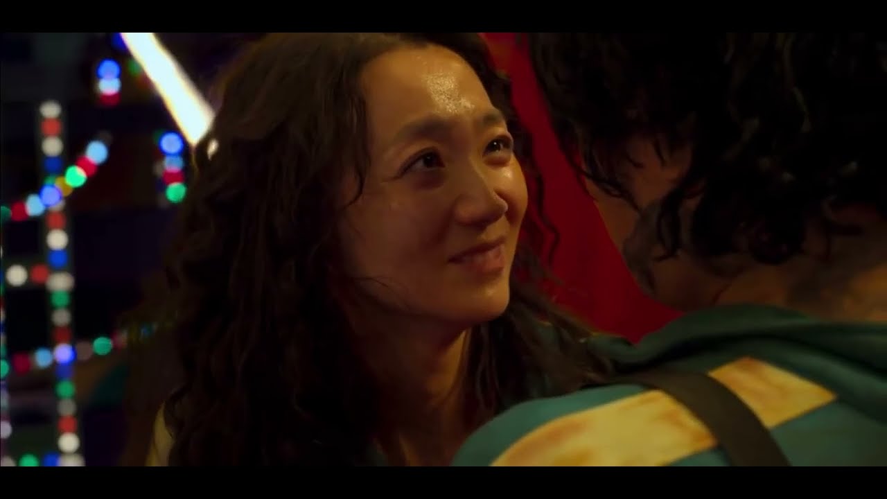 The Glass Bridge Scene From Korean Series SQUID GAME - YouTube