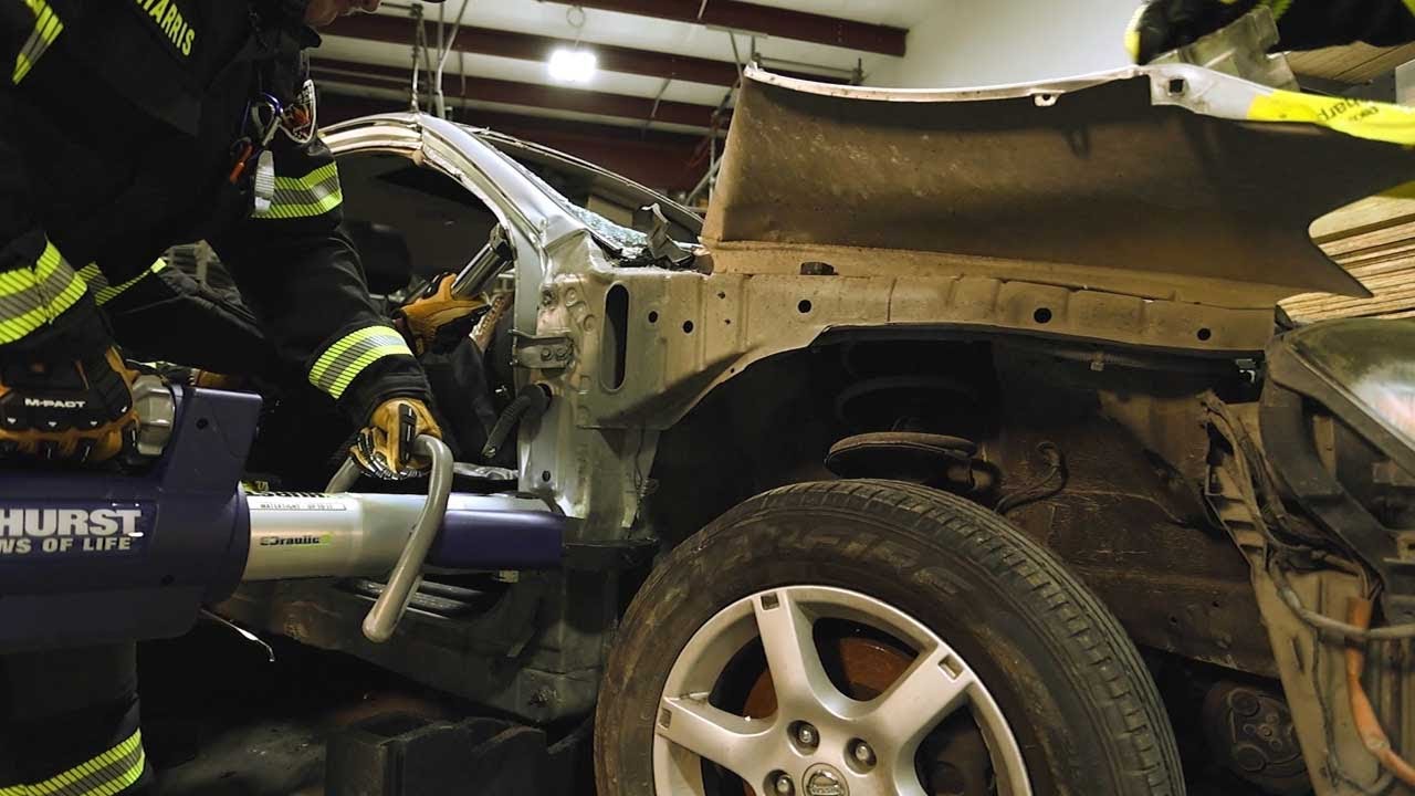 Dashboard Displacement in Electric Vehicles - YouTube