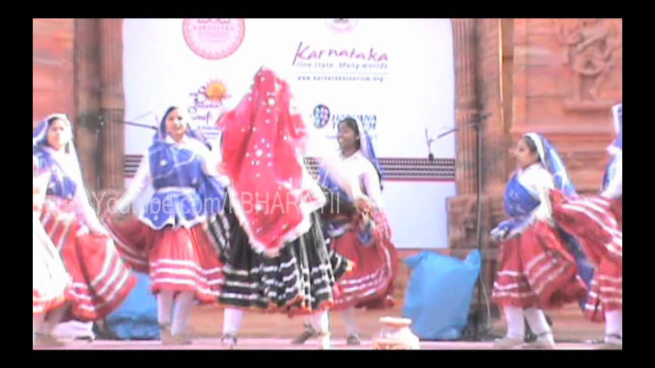 Discover Haryana : Haryanvi Folk Dance By College Girls - YouTube