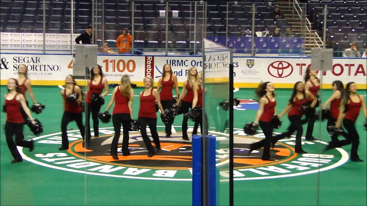 2013 Buffalo Bandettes at the Open Practice - YouTube