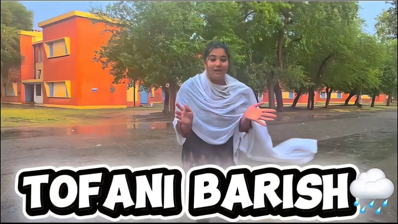 Tufani barish ah gayi🌧🌂/umbrella tak nai mili - YouTube