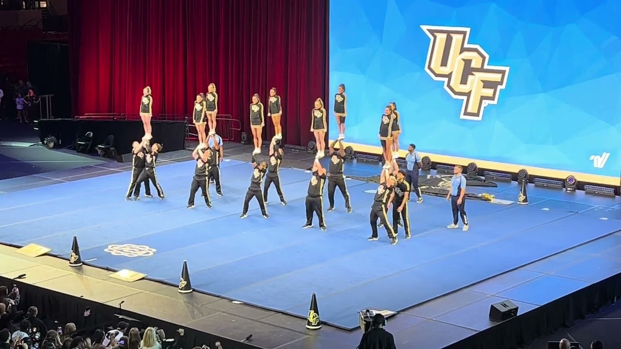 Ucf Cheerleaders 2025