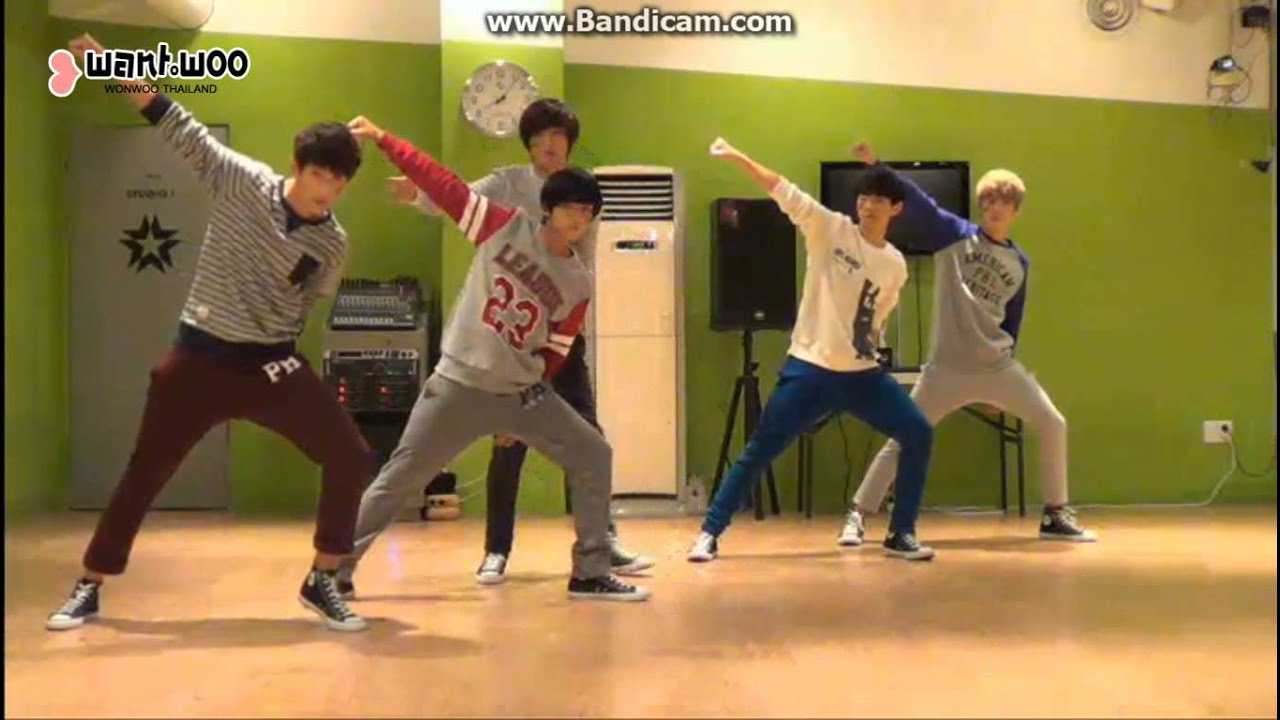 SEVENTEEN TV 131025 opening & sun team dance practice - YouTube
