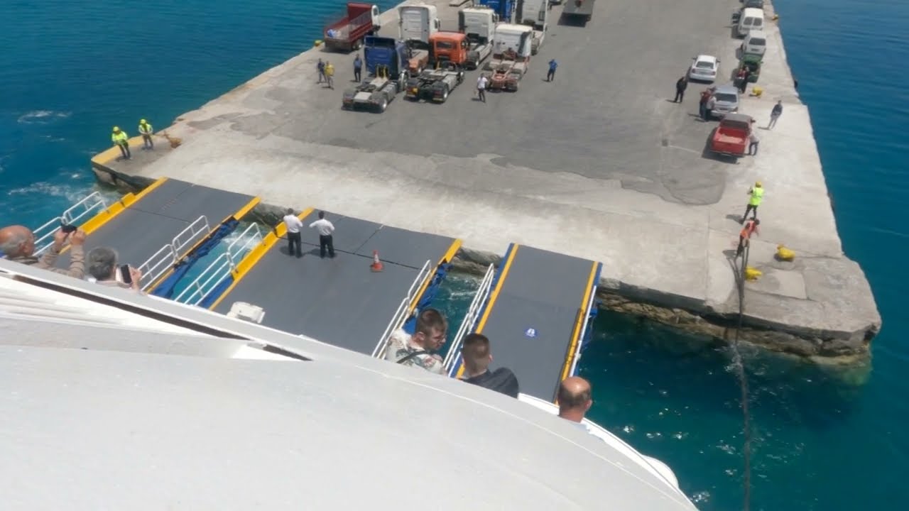 ΑΝΑΧΩΡΗΣΗ ΜΠΛΟΥ ΣΤΑΡ ΔΗΛΟΣ ΑΠΟ ΠΑΡΟ ΓΙΑ ΣΑΝΤΟΡΙΝΗ ΜΕΣΩ ΝΑΞΟΥ - YouTube