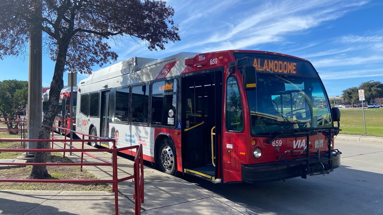 Riding VIA Metropolitan Transit to the Alamodome #659 - YouTube