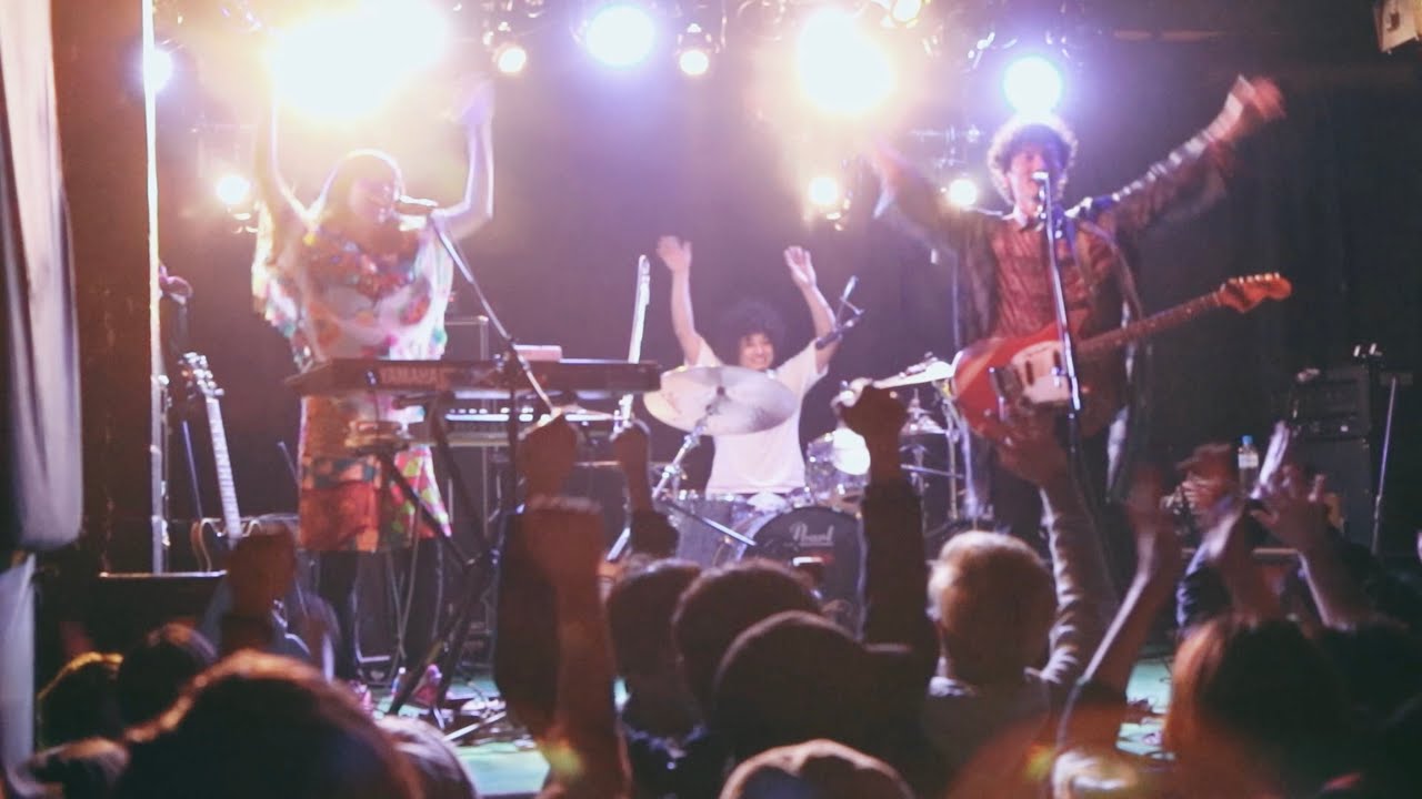 quiet sun / nayuta live at SOCORE FACTORY - YouTube