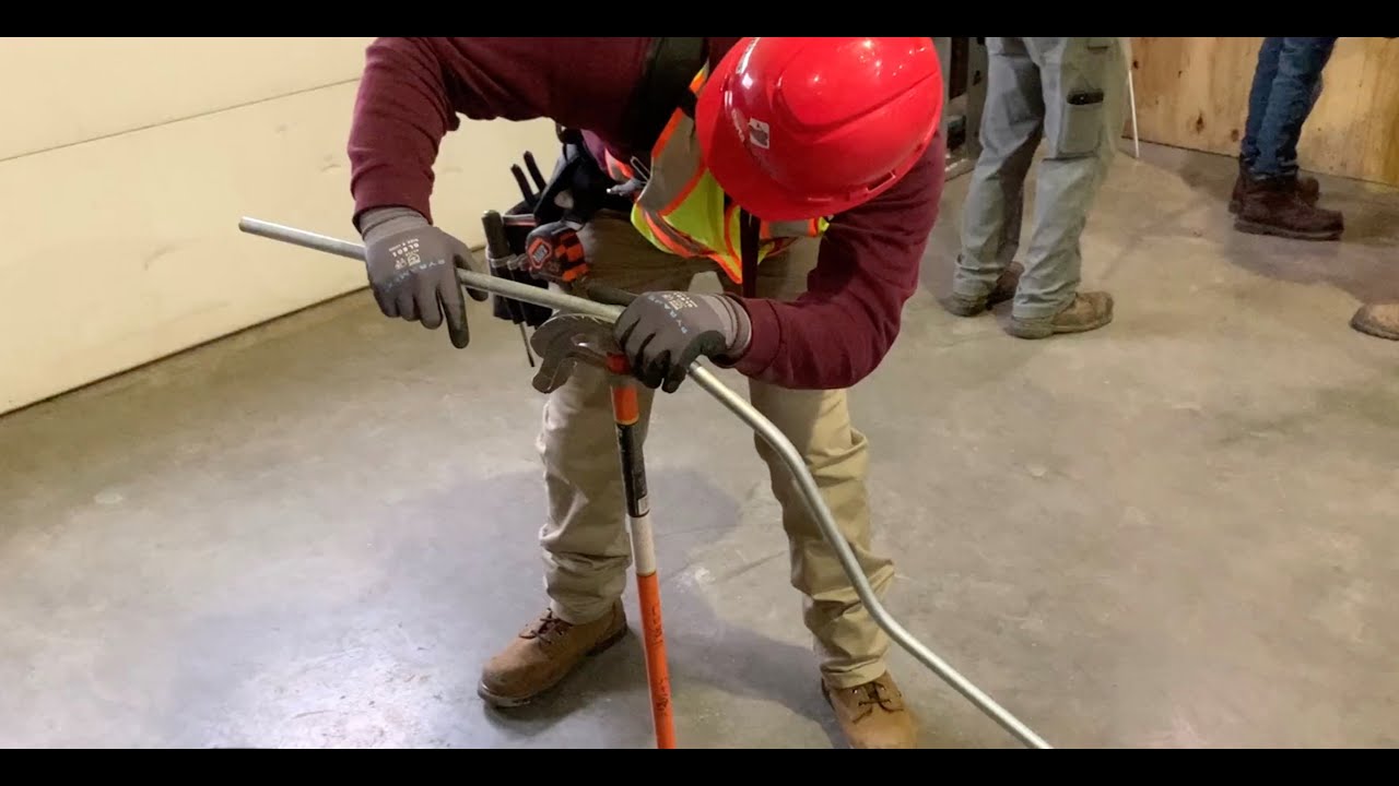 Electrical Apprentices Perfect the Art of Shaping Conduit - YouTube