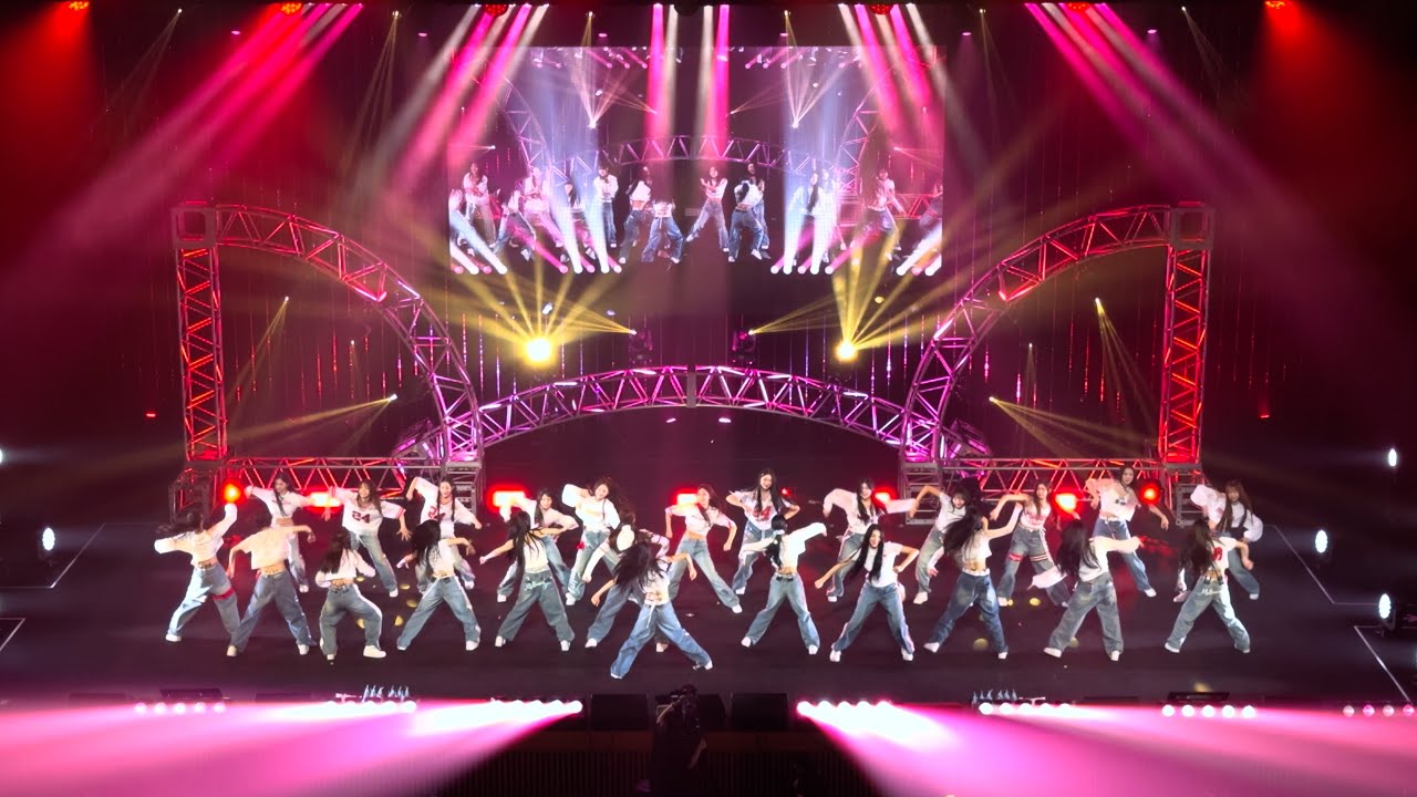 240914 tripleS '24' 4K60fps HDR(PQ) 직캠 Fancam - YouTube