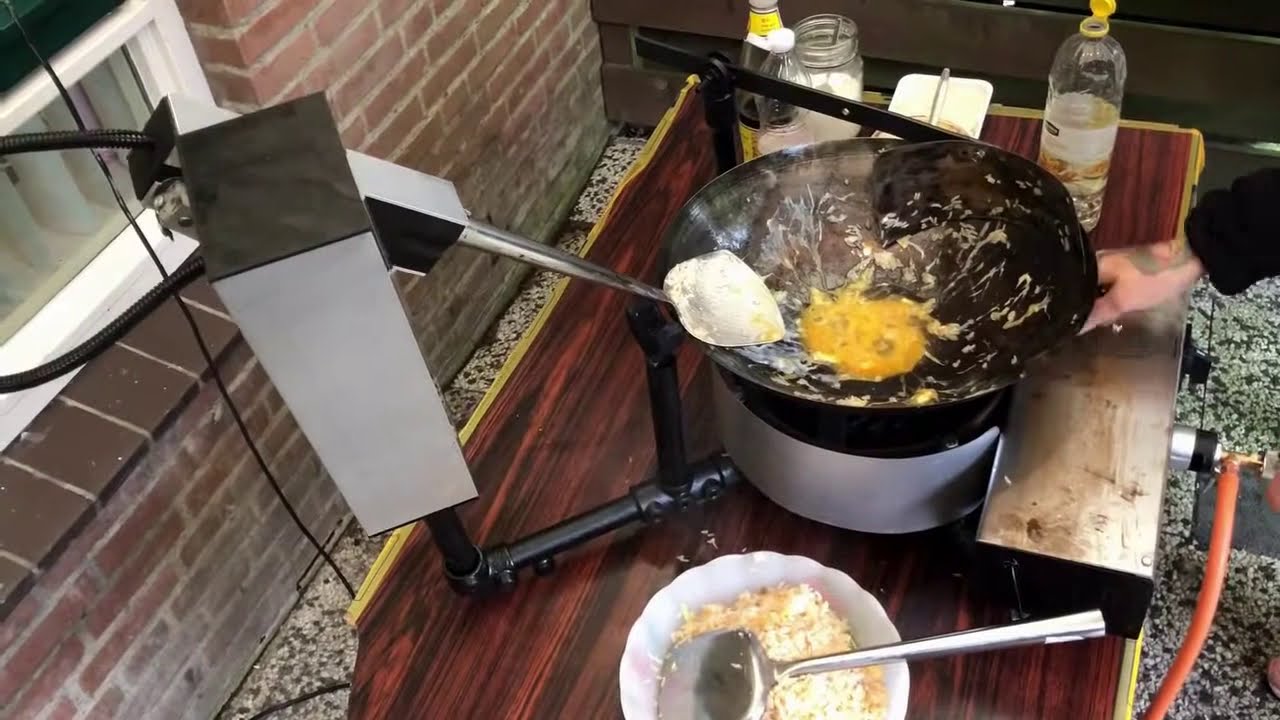 Fried Rice Machine - YouTube