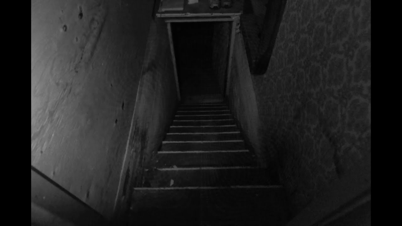 Resident Evil Dual Shock Basement theme (Modern Re-instrumentation ...