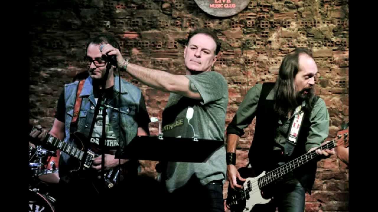 Ankara Rüzgarı - Burak Sergen Band (Erkin Koray Cover) - YouTube