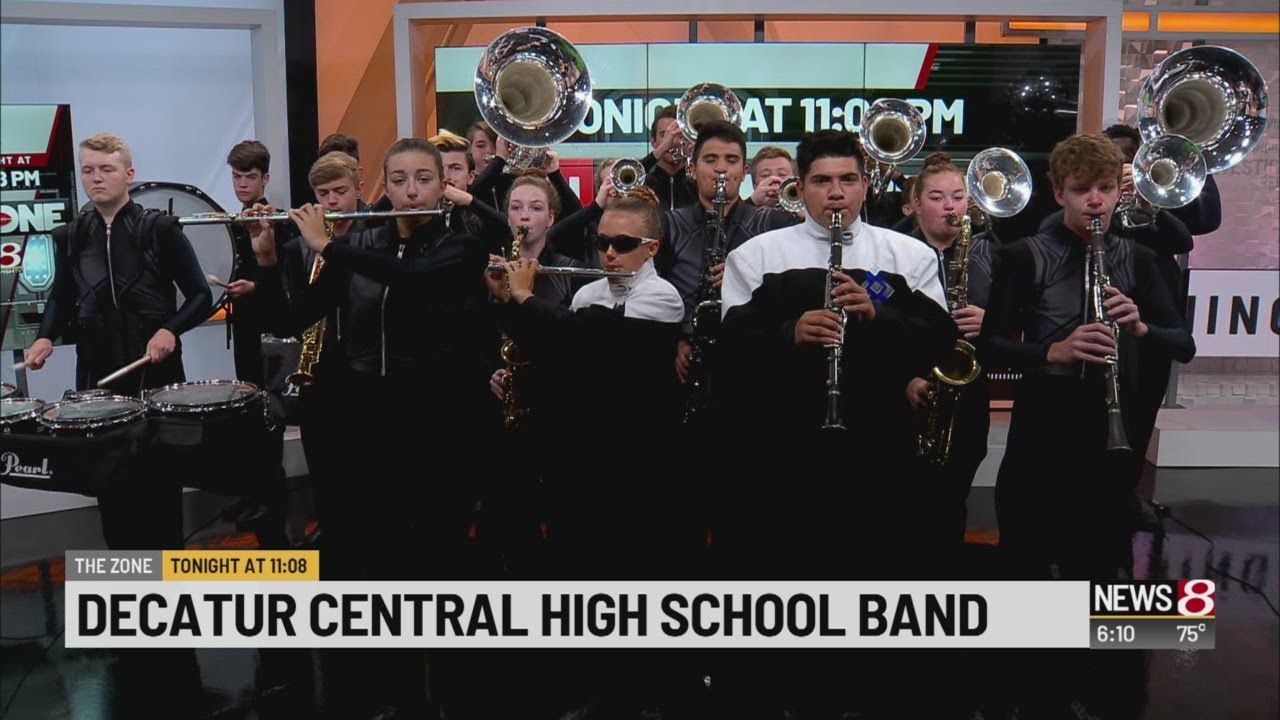 Decatur High School band performs on Daybreak - YouTube