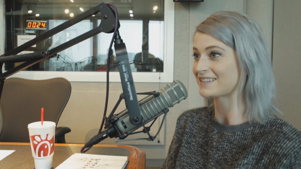 ⭐️Alli Koch live at iHeart Radio - YouTube