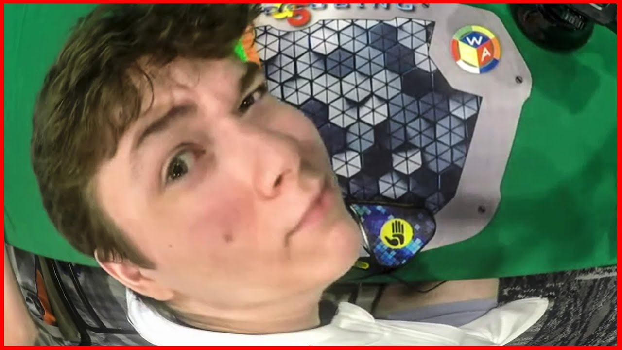 The Rubik's cube Competitions Being Iconic for 2 Minutes Straight - YouTube