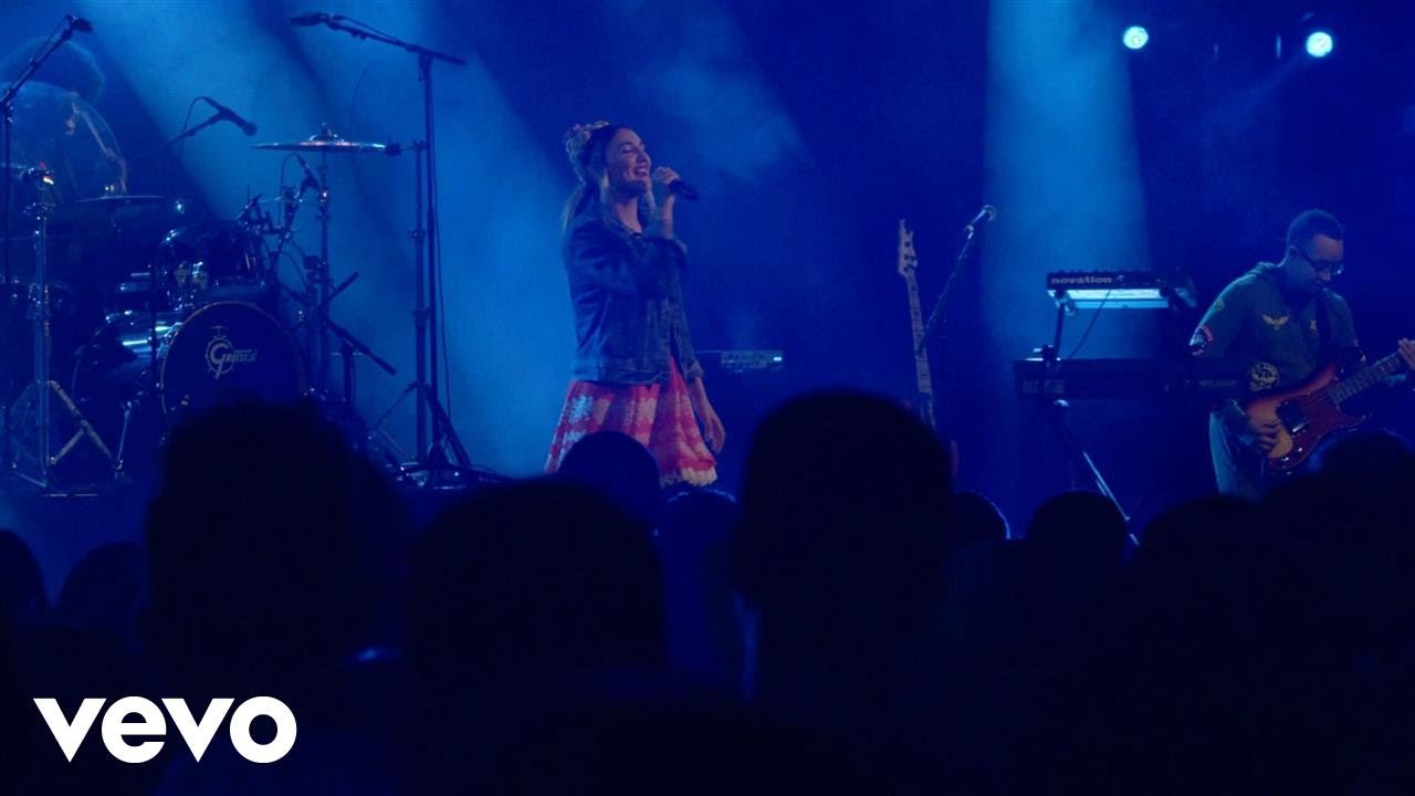 Julia Michaels - Uh Huh (Live) - #VevoHalloween - YouTube Music