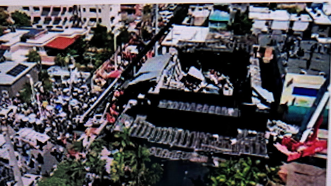 Roof of the Jet Set nightclub collapsed killing 58, more than 150 ...