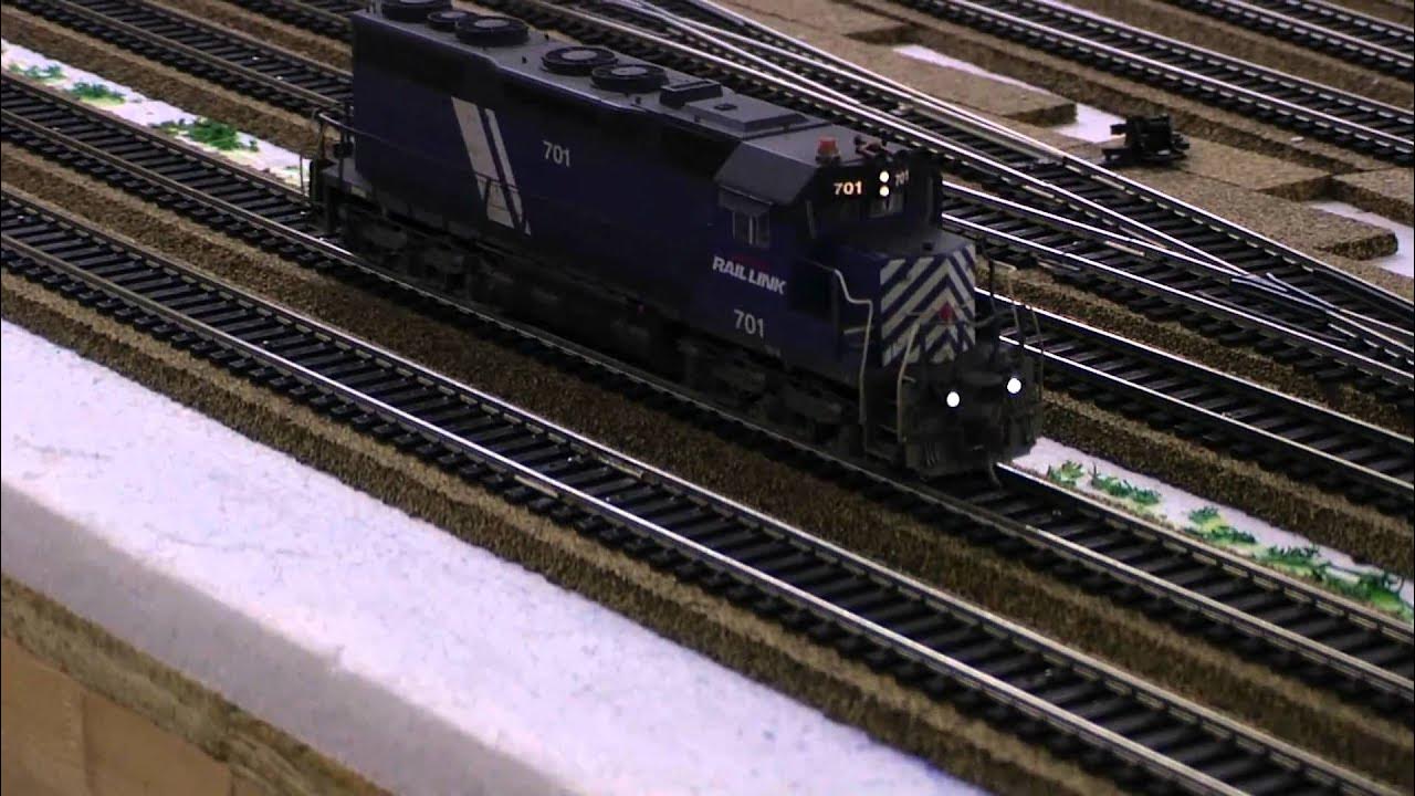 Atlas Gold Series SD35 MRL #701 with Working Ditch Lights - YouTube