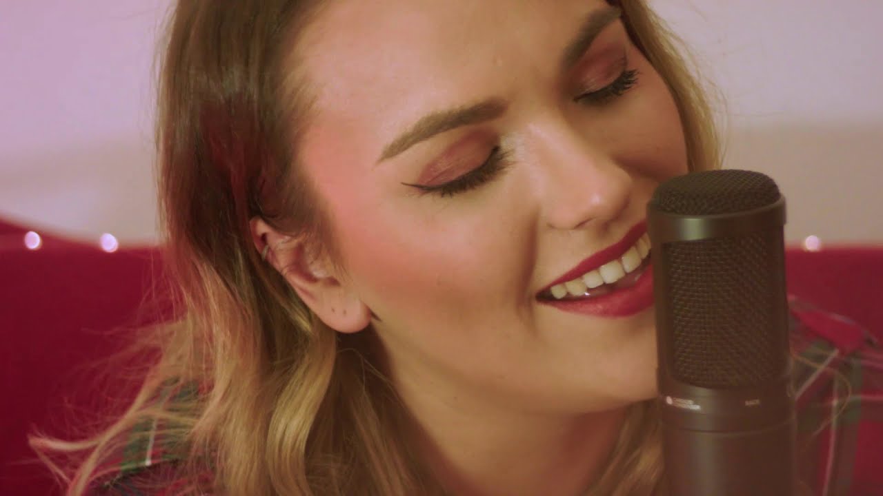 Santa Baby (COVER) - Esmée Smit Official - YouTube