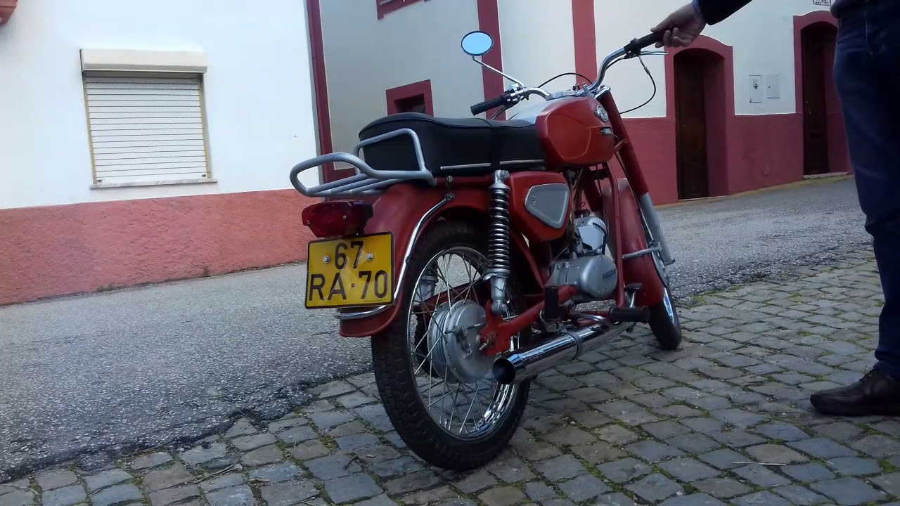 Famel Zundapp 4 a trabalhar - YouTube