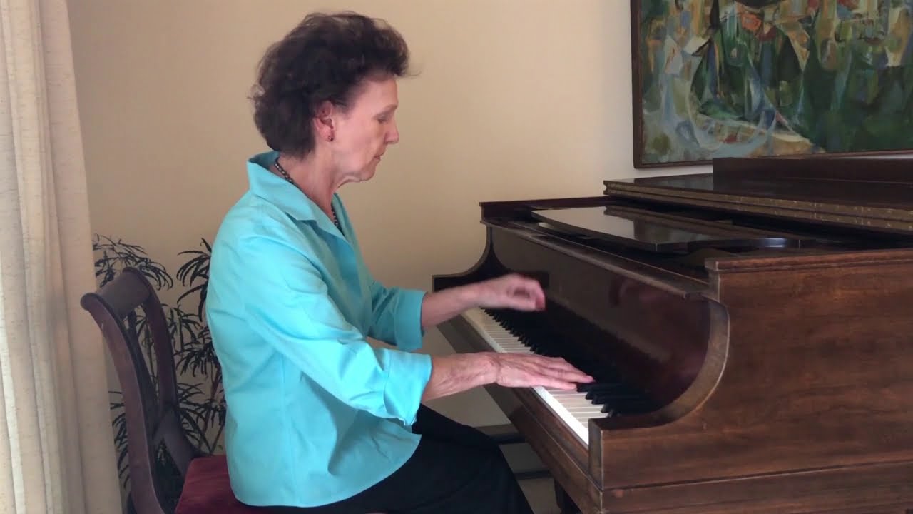 Robin McCabe: Sonatine by Ravel - YouTube