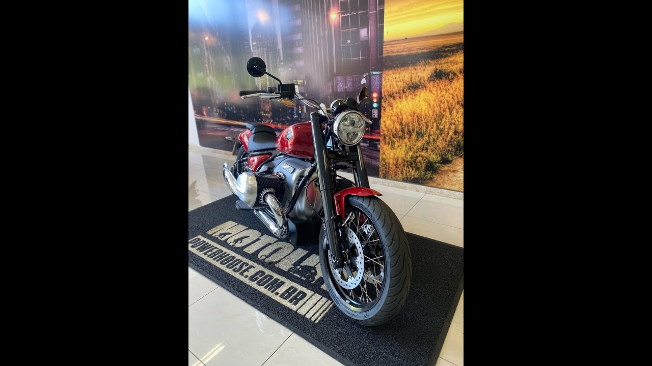 BMW R 18 PURE - YouTube