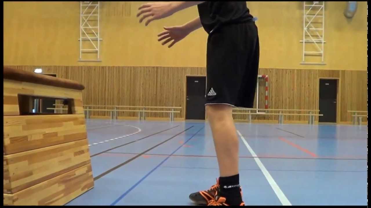 Box squat jump - YouTube