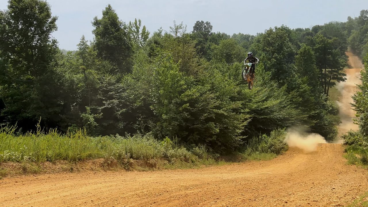 Longest Dirt Bike Jump - YouTube