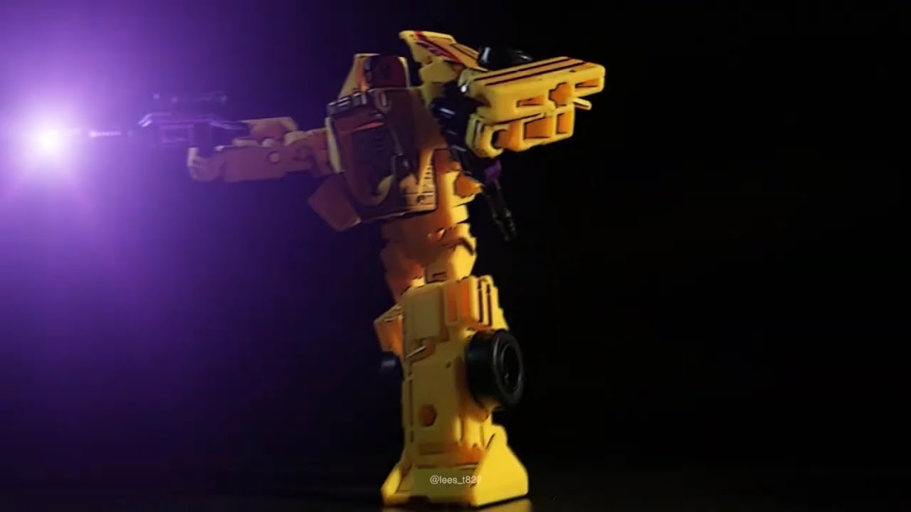 Transformers Legacy Dragstrip Stop Motion - YouTube