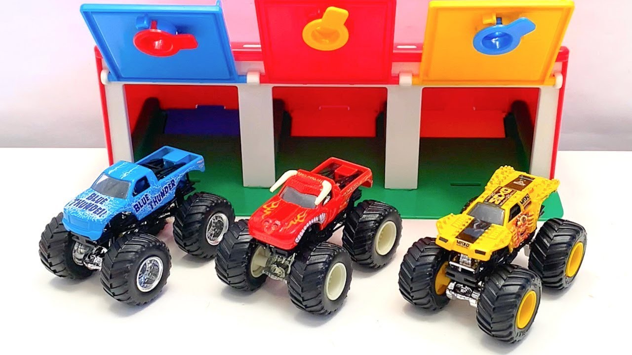 MONSTER JAM | GRAVE DIGGER | SESAME STREET | HOT WHEELS MONSTER TRUCKS ...