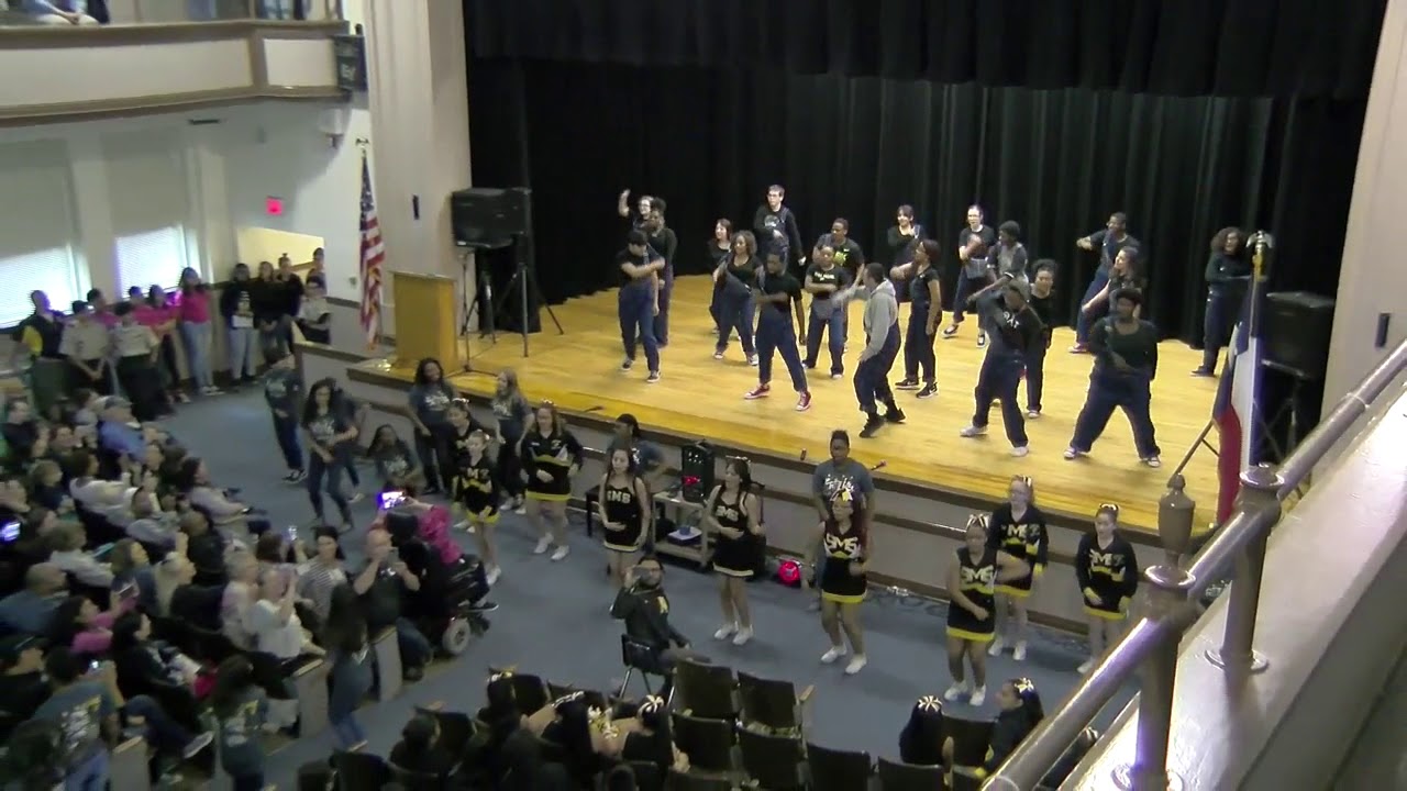 Stripling Middle School Flash Mob: This is Me - YouTube