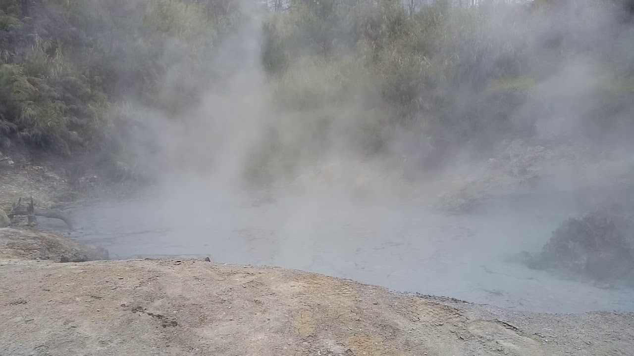 Badekbek Sulfur Spring in Daclan, Bokod, Benguet - YouTube