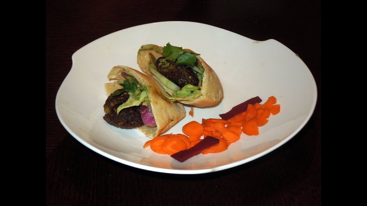 Pita Pocket Sandwich (Easy and Fun to make) - YouTube