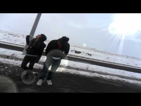 Kübra Elif - Yunus Styla Bak yine Dönüyor Dünya  Demo 2012