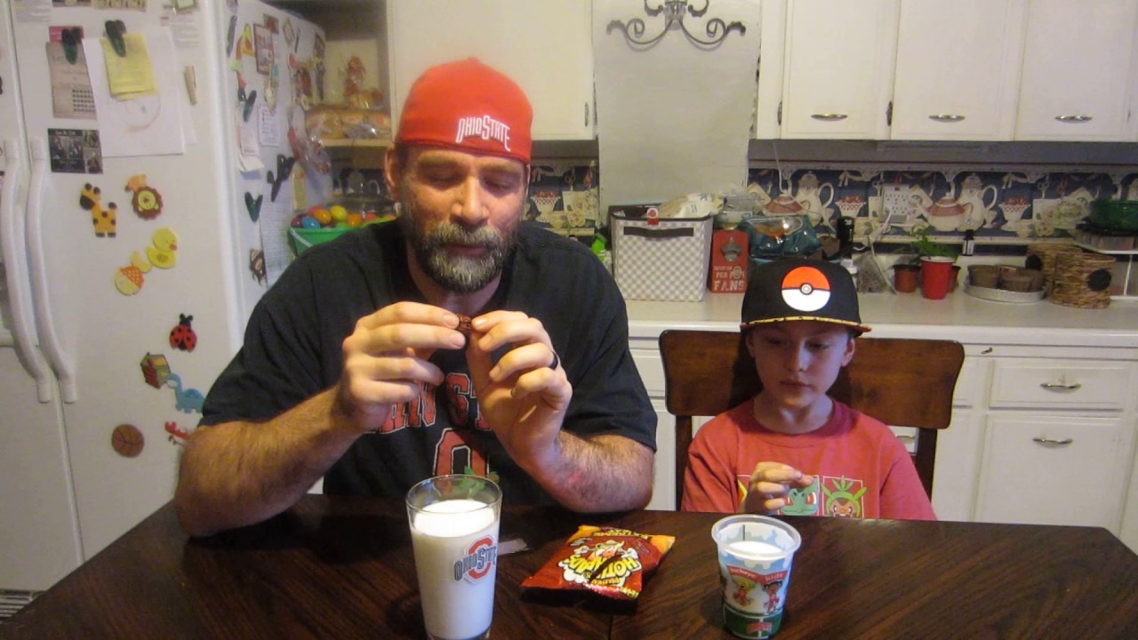 Eating Carolina Reaper Peppers in honor of Autism Speaks - YouTube