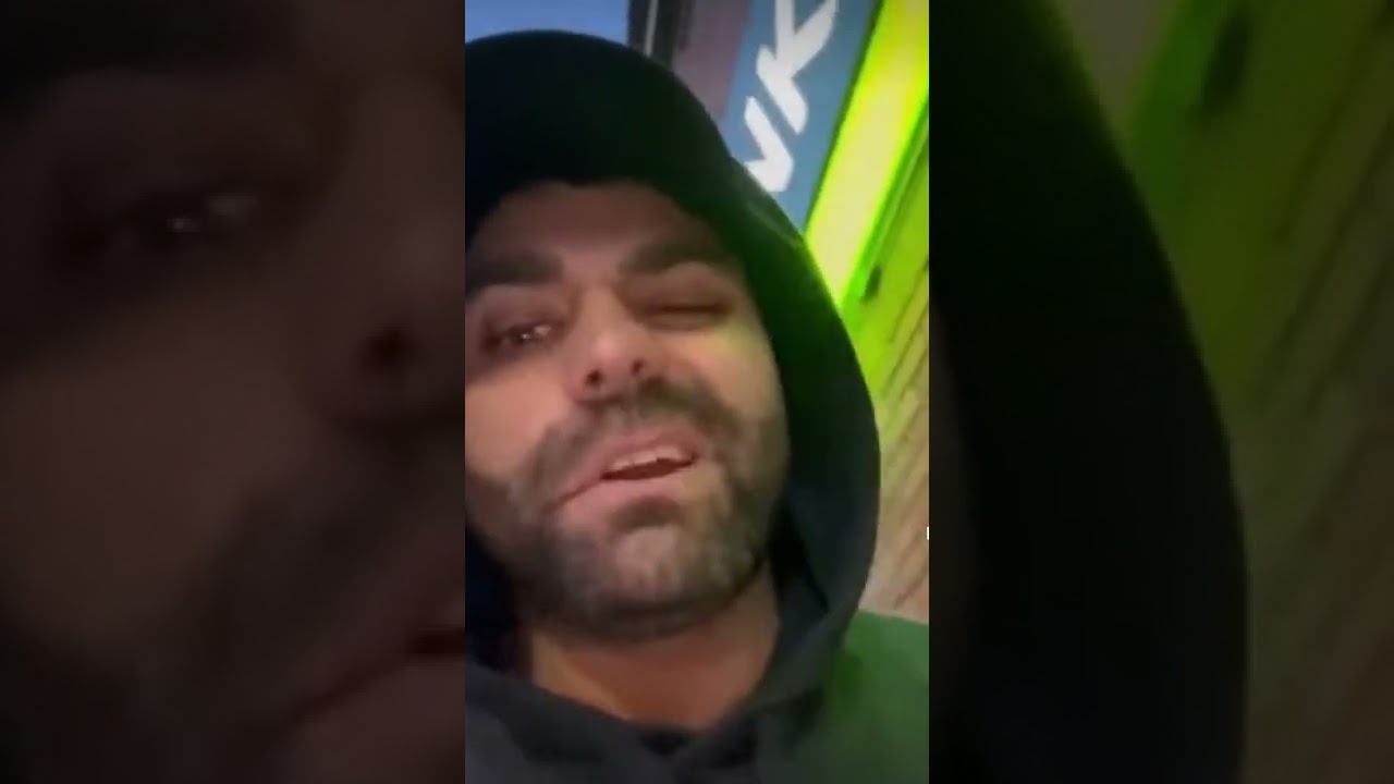 He's back 🤣🤣 Dean Lynch twitchy cheeks must think we haven't seen him ...