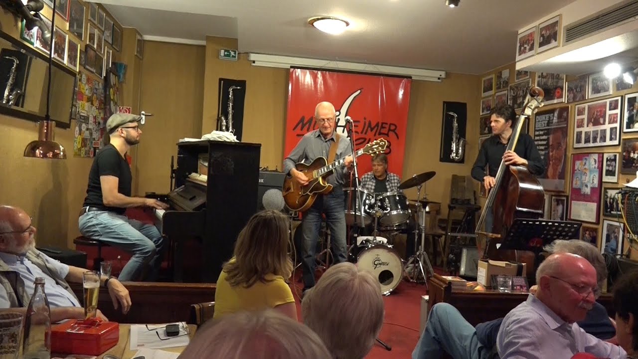 The Boogie Woogie Company Cologne plays "Roll'm Pete" - YouTube