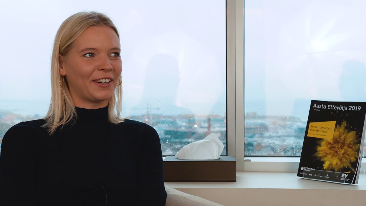 End finantsmaailma ja vuti vahel jagav Liis Lepik: jalgpall on nagu ...