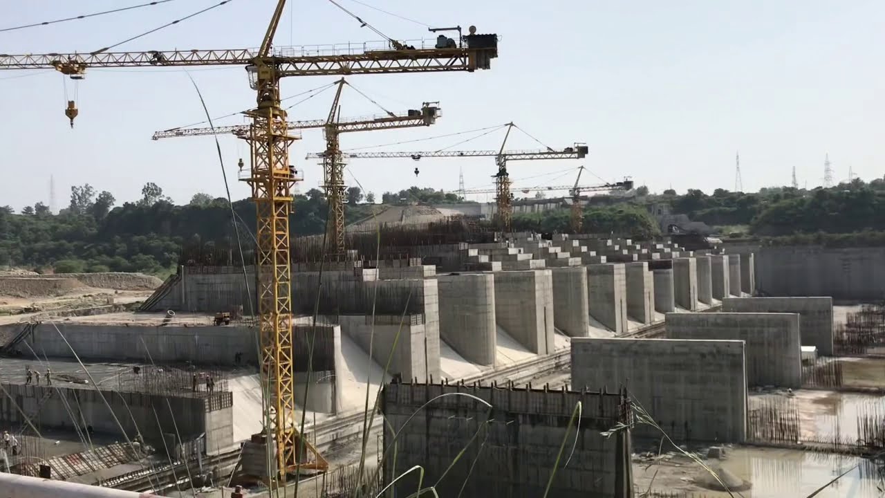 Construction of Dam On Ravi River - YouTube